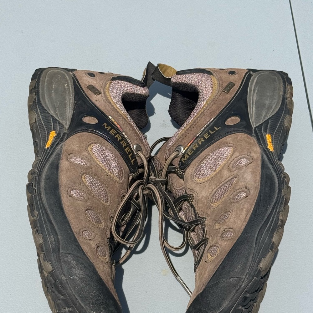 Merrell Earth-Tone Outdoor Footwear - Gem